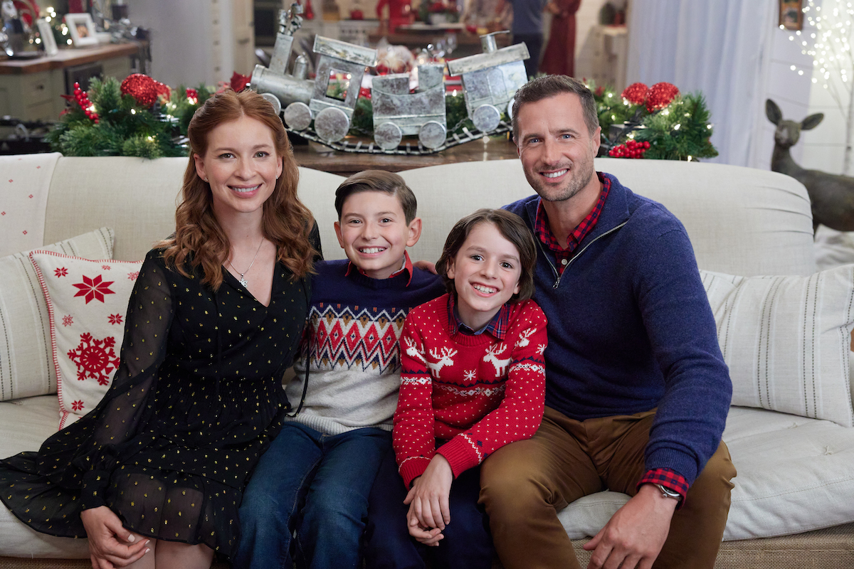 A Season For Family on Hallmark Movies & Mysteries – Cast (2023) - TV ...